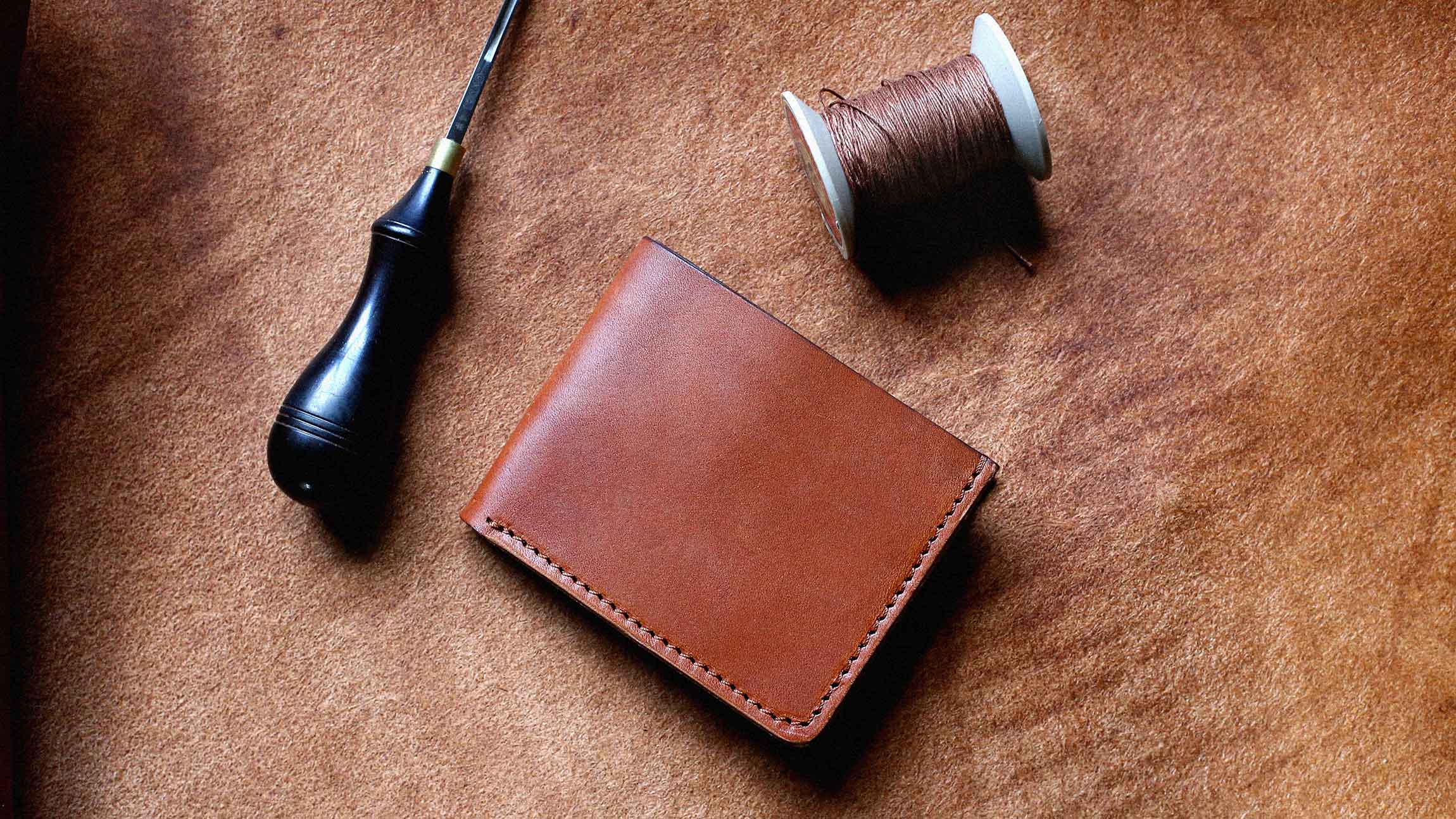 Leather Wallets Handcrafted in Canada – La Compagnie Robinson